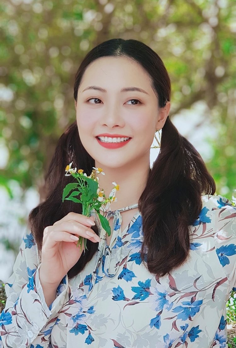 Tiểu sử diễn viên Thạch Huyền - tieusu.com