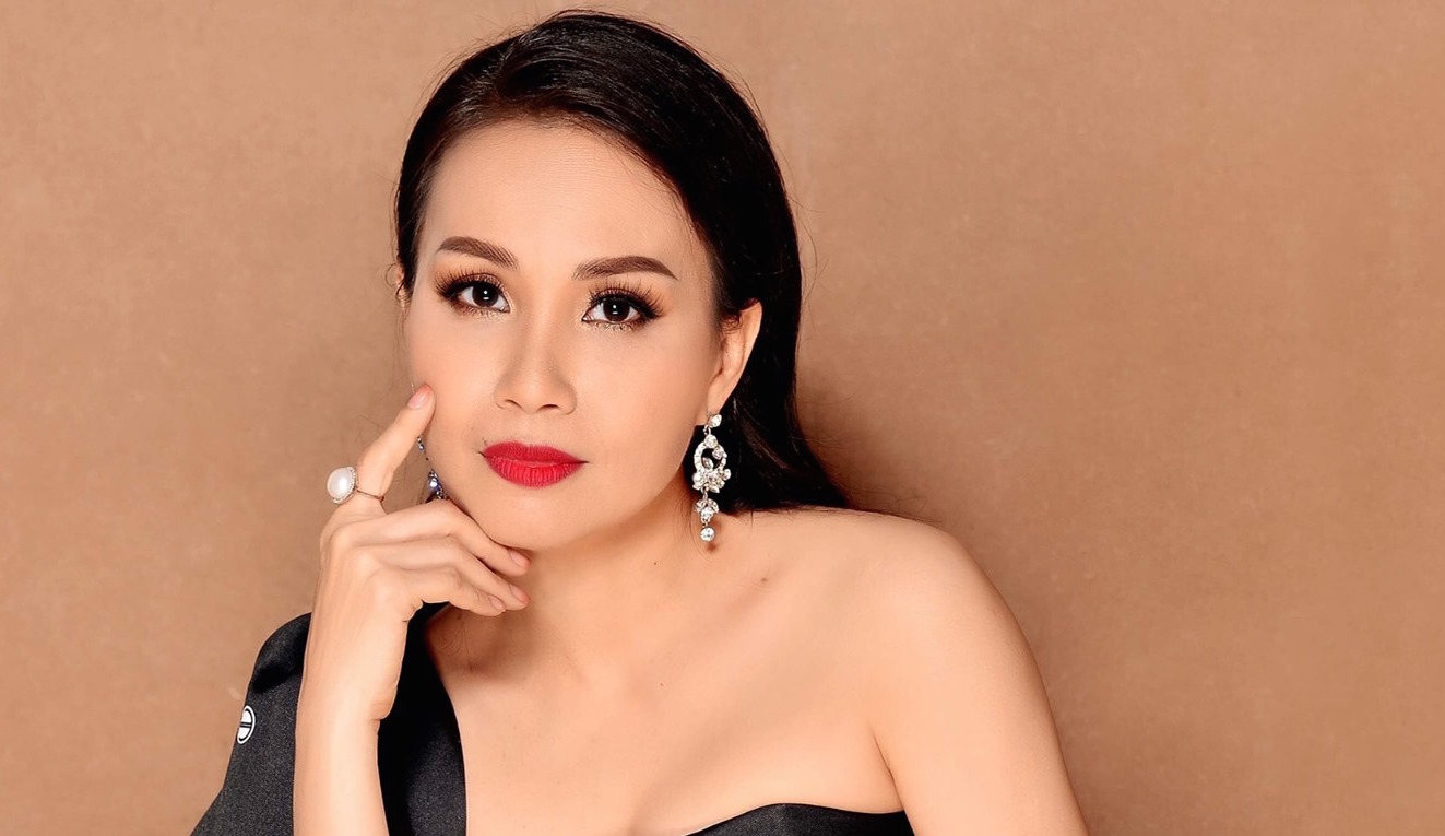 Tiểu sử ca sĩ Cẩm Ly - tieusu.com